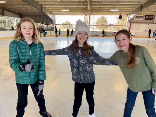 Fifth Grade Goes Ice Skating