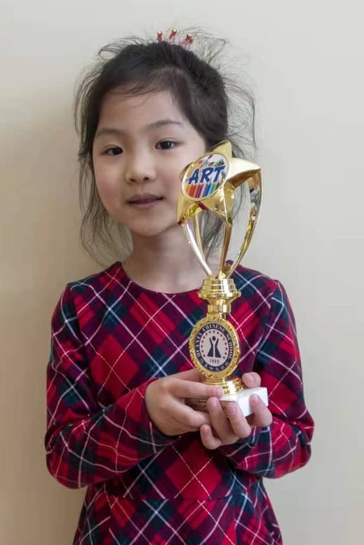 Emma Shi '33 Wins Top Prize in the Annual Huaxia Art Competition