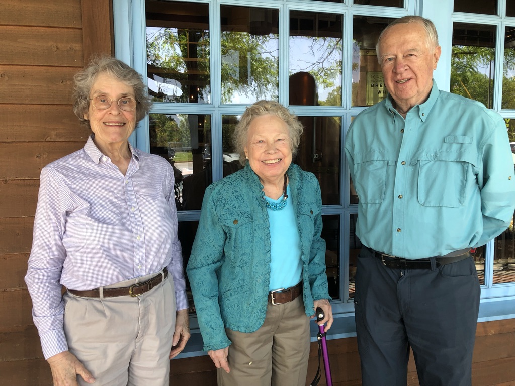 Making Alumni Connections: April 2023